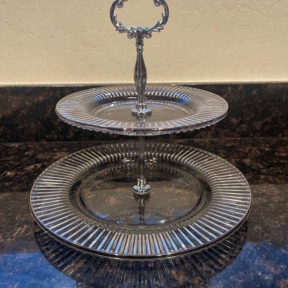 Mikasa | Accents | Mikasa Shimmering Star Platinum Wy2448442 Two Tier Server | Poshmark